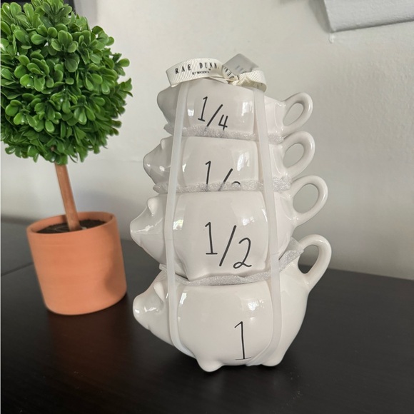 Rae Dunn | Kitchen | Rae Dunn Pig Measuring Cups | Poshmark